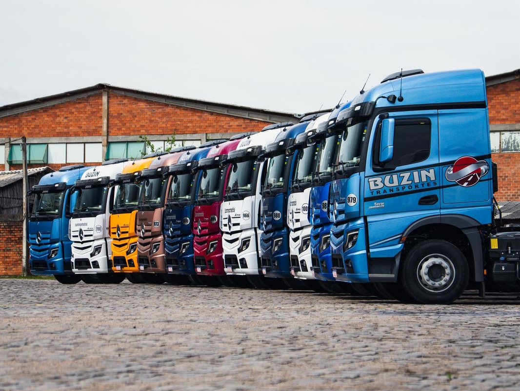 Buzin compra 20 Mercedes-Benz Actros e meta é chegar a 100 unidades